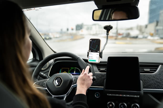 Drive a taxi with Hopp — All bookings and transactions in the Hopp app