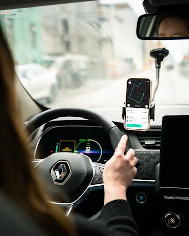 Drive a taxi with Hopp — All bookings and transactions in the Hopp app