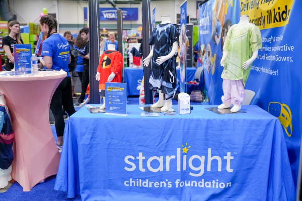 Team Starlight Runs Miles to Deliver Smiles | Starlight Children's ...