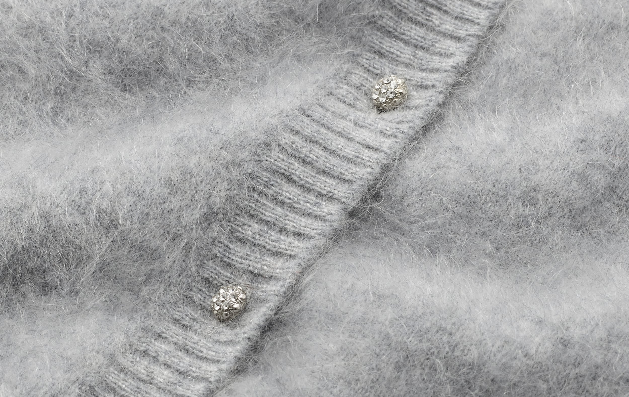 Fabric Innovation | The Art of Luxuriously Soft Cashmere | ME+EM