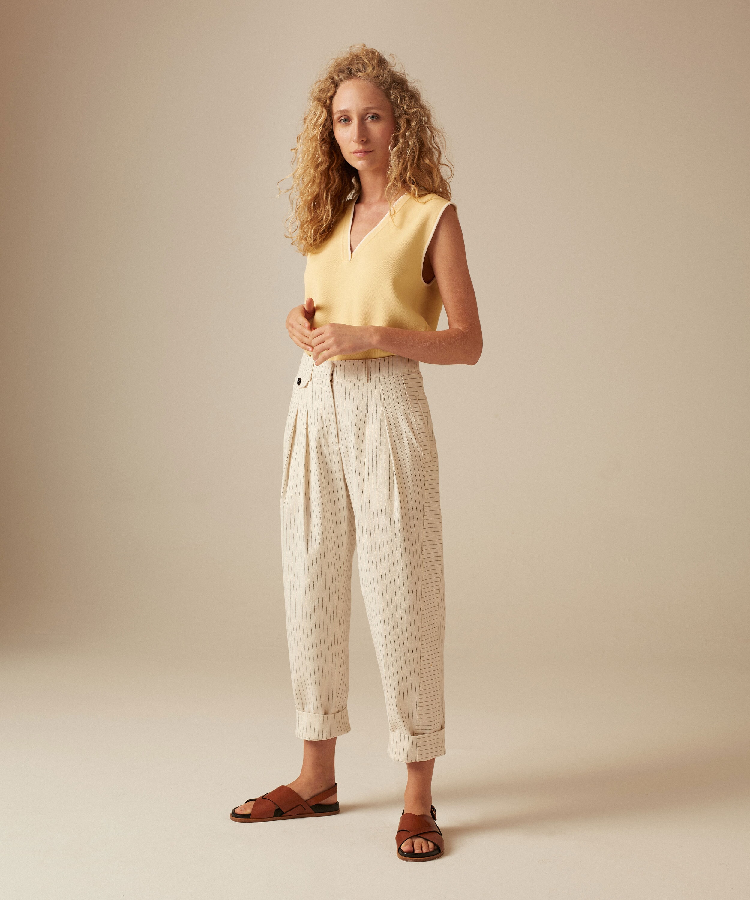 The Best Pant Shapes And Styles to Flatter Your Figure | ME+EM