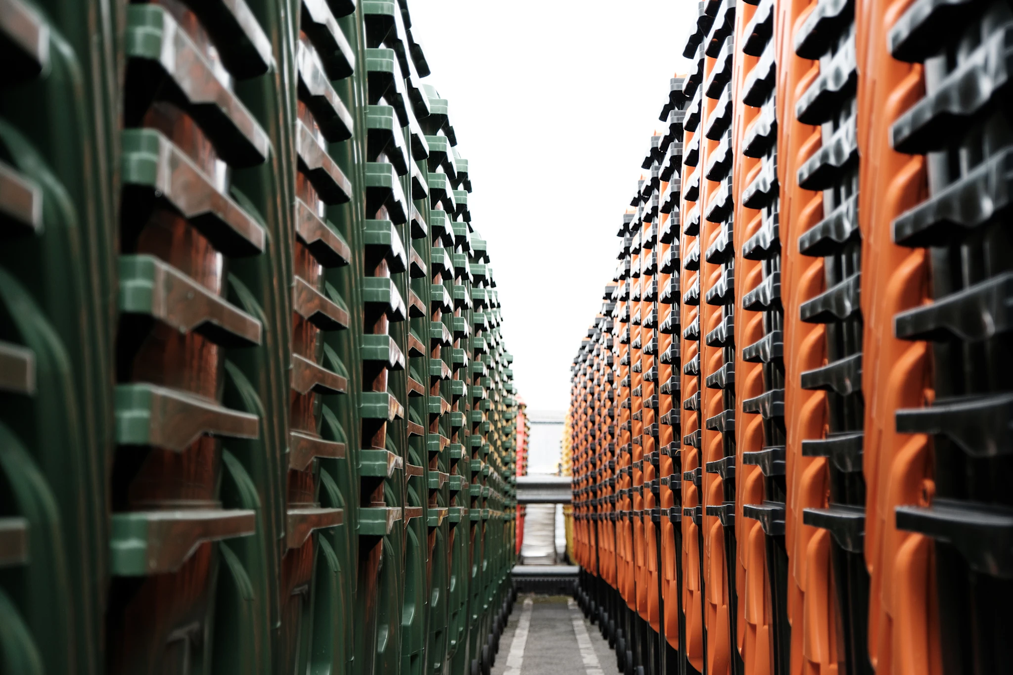 Carts and Wheeled Bins | Smooth, reliable waste collection | IPL Schoeller