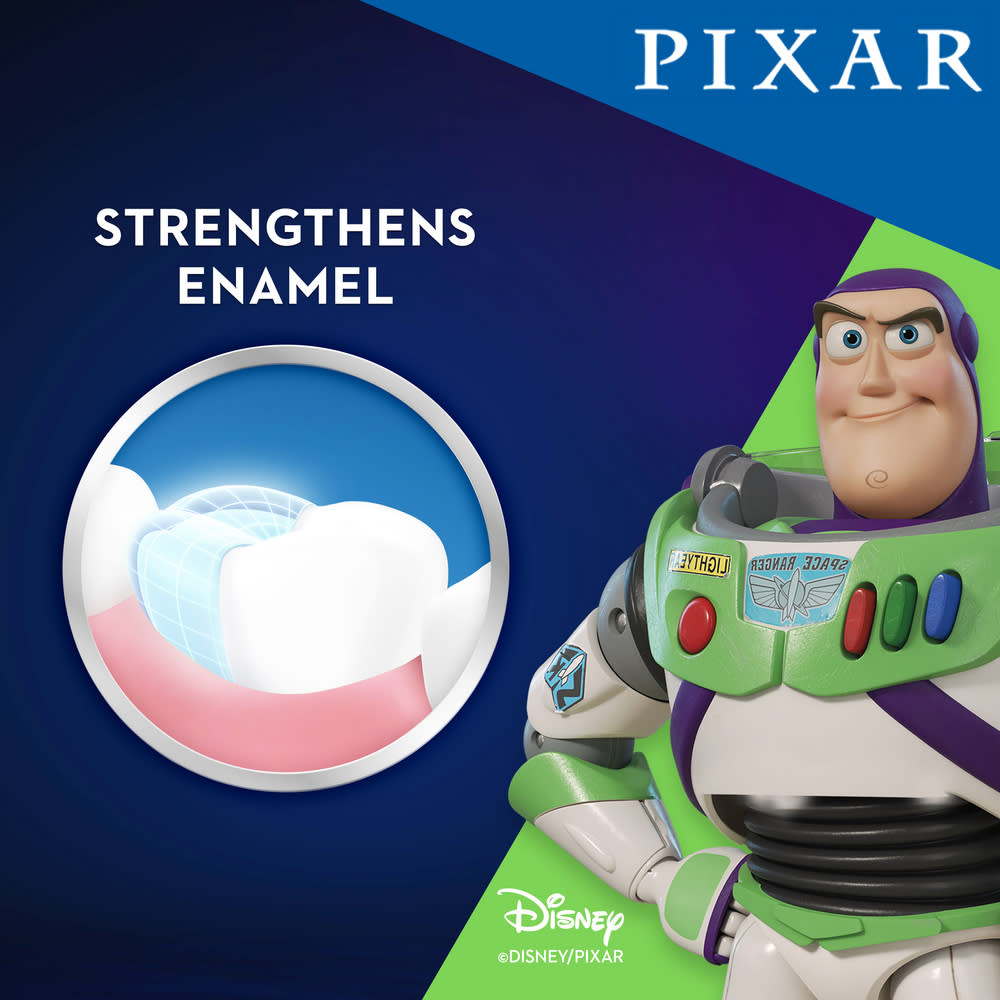 Dentifrice Crest pour enfants mettant en vedette des personnages de ...