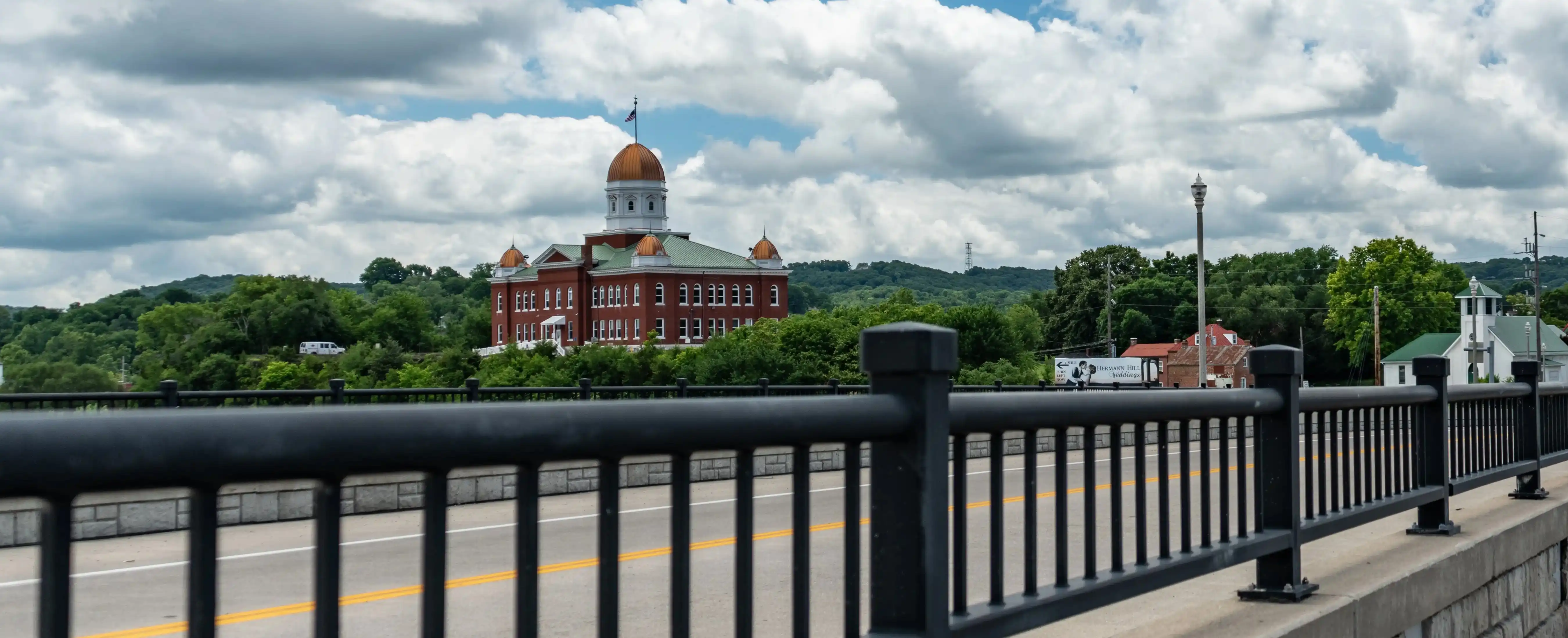 Court Reporters Fredericktown, Missouri | NAEGELI Deposition & Trial