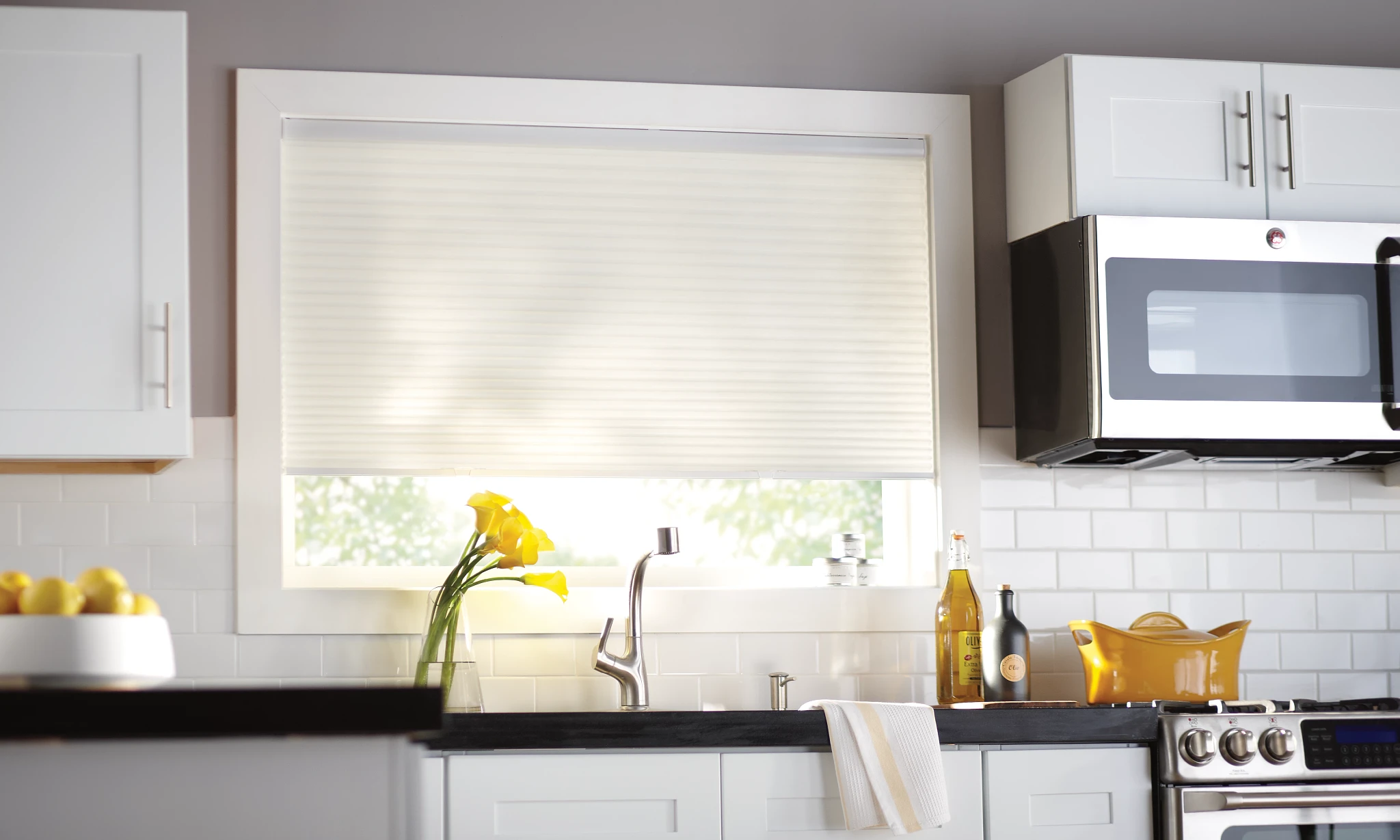 How to Choose the Best Kitchen Window Treatments