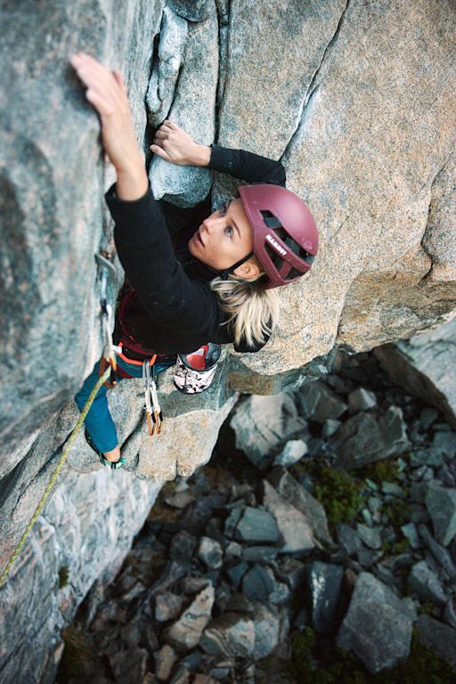 How long do climbing harnesses last | Mammut