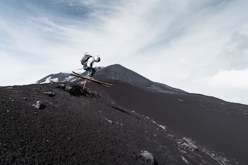 Freeriding on an active volcano | Mammut