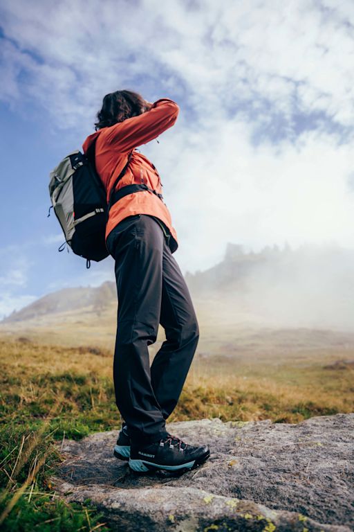 Winter Hiking Boots: Men’s & Women’s | Mammut