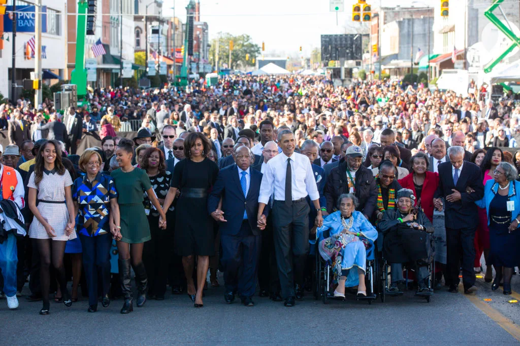 “We are the bridges”: Chicago poet Leslé Honoré connects Bloody Sunday ...