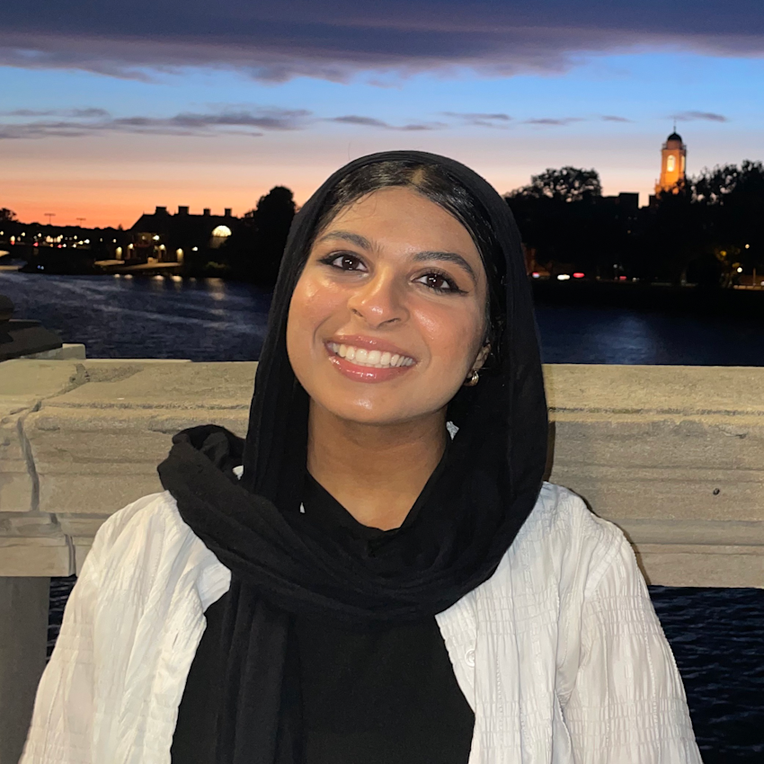 Voyager Scholarship 2024-2026 | The Obama Foundation