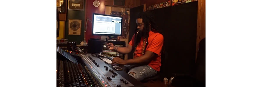 Ampify Sounds: Teflon Zincfence | Ampify Music