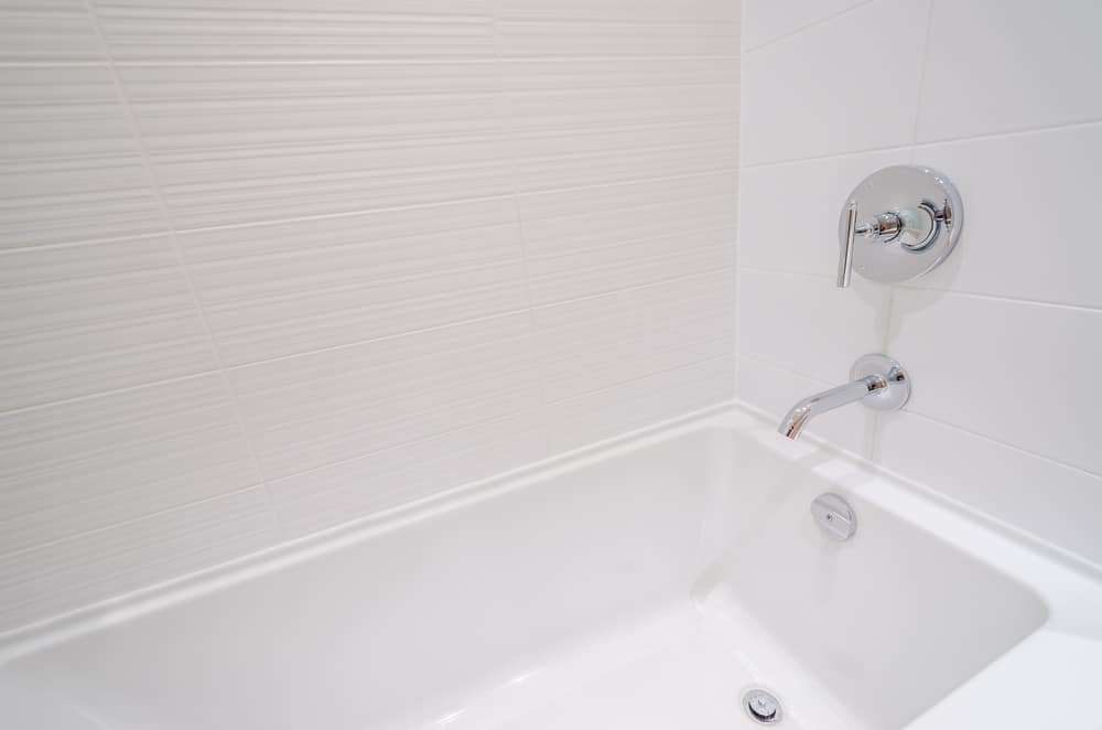 What Are Bathtub Liners, And How Can They Affect The Quality Of Your ...