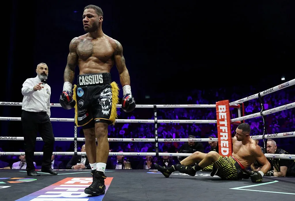 Troy Williamson Drops Callum Simpson Four Times, Scores 10th-Round TKO ...
