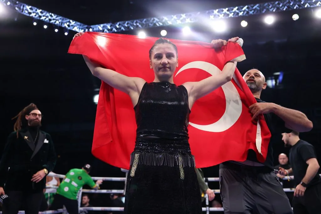 WBA Interim 130-Pound Champ Elif Nur Turhan Keen To Return Before 2026 ...