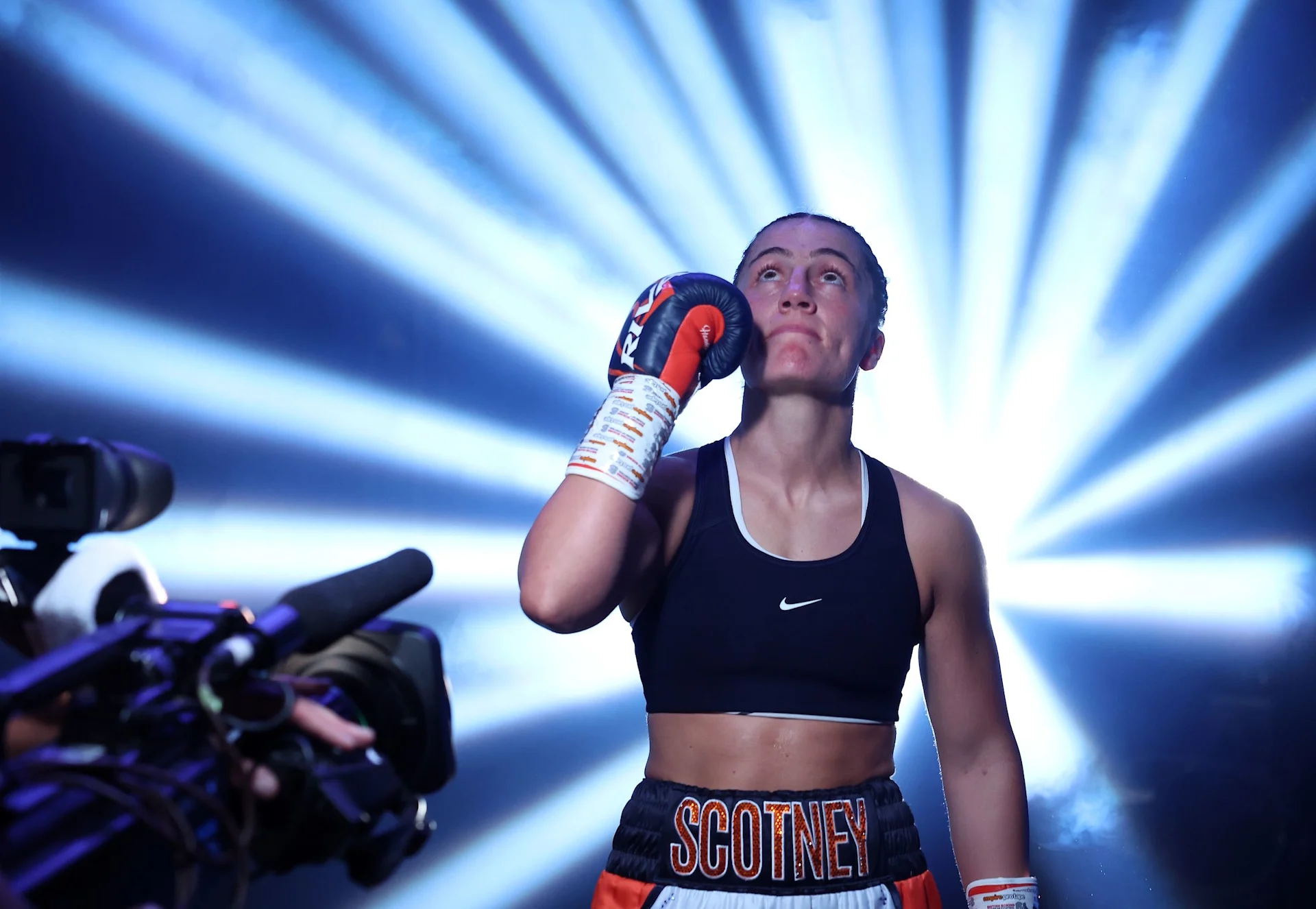 Ellie Scotney Retains The Ring Championship; Conah Walker Bags Dramatic ...