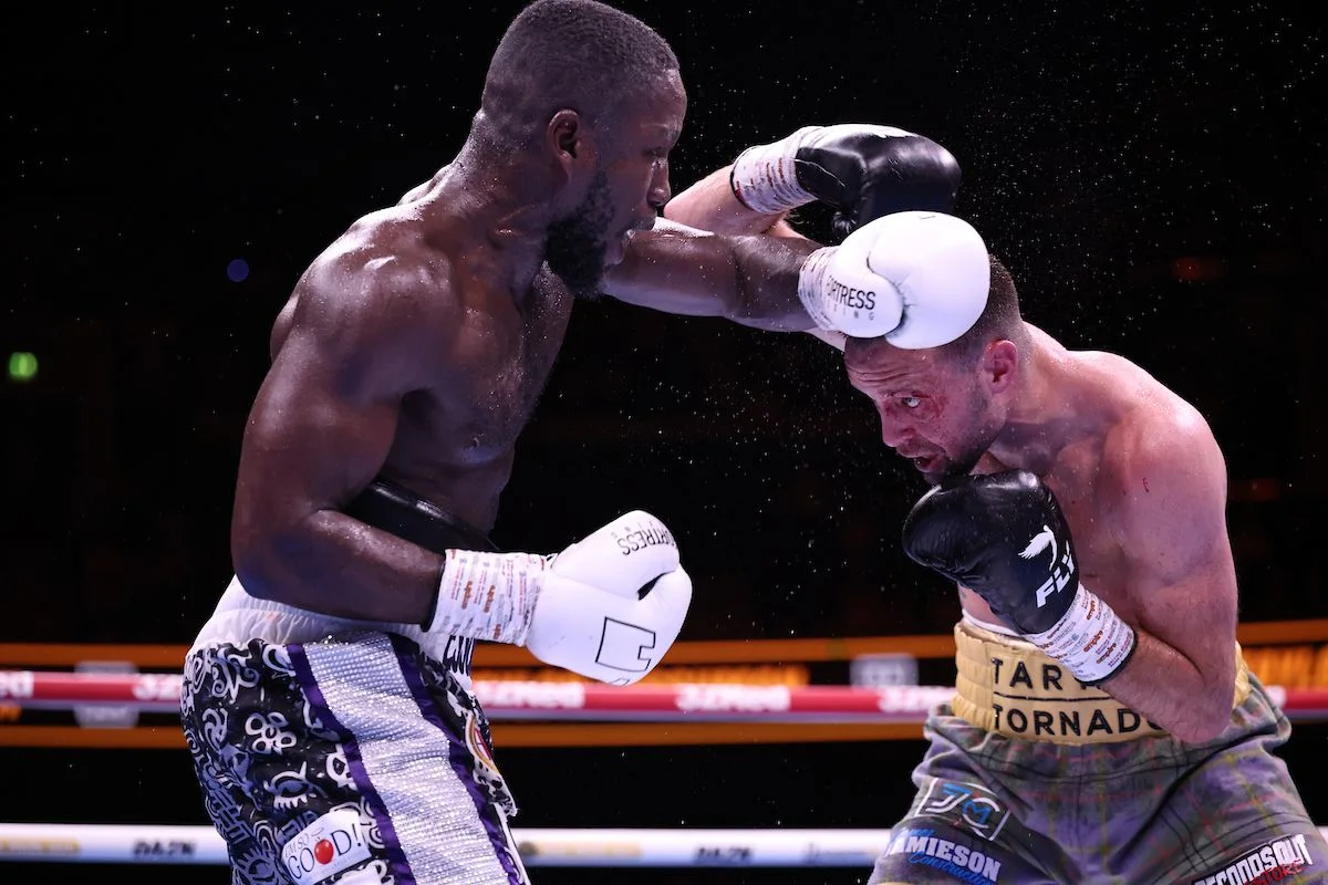 Photos: Ekow Essuman Shocks Josh Taylor With Decision Win | The Ring