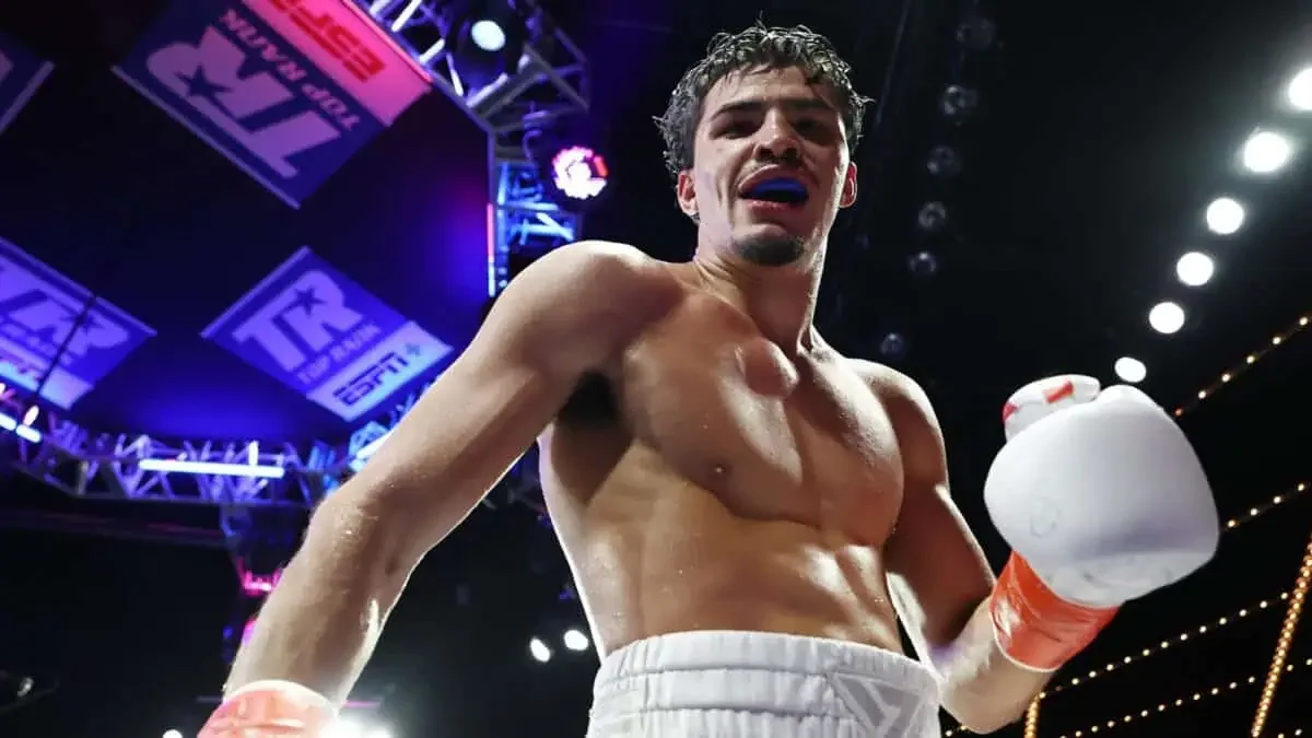 Xander Zayas, Abass Baraou Ready For Challenge of Unification Bout ...