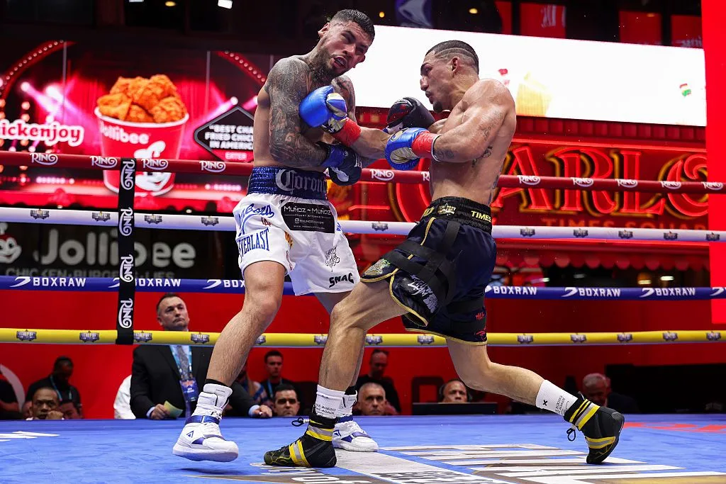 Teofimo Lopez Sharp, Dominant In Points Win Over Arnold Barboza Jr. On ...