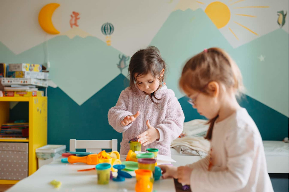 Zabawki dla 3-latka (dziewczynki): edukacyjne, kreatywne i inne