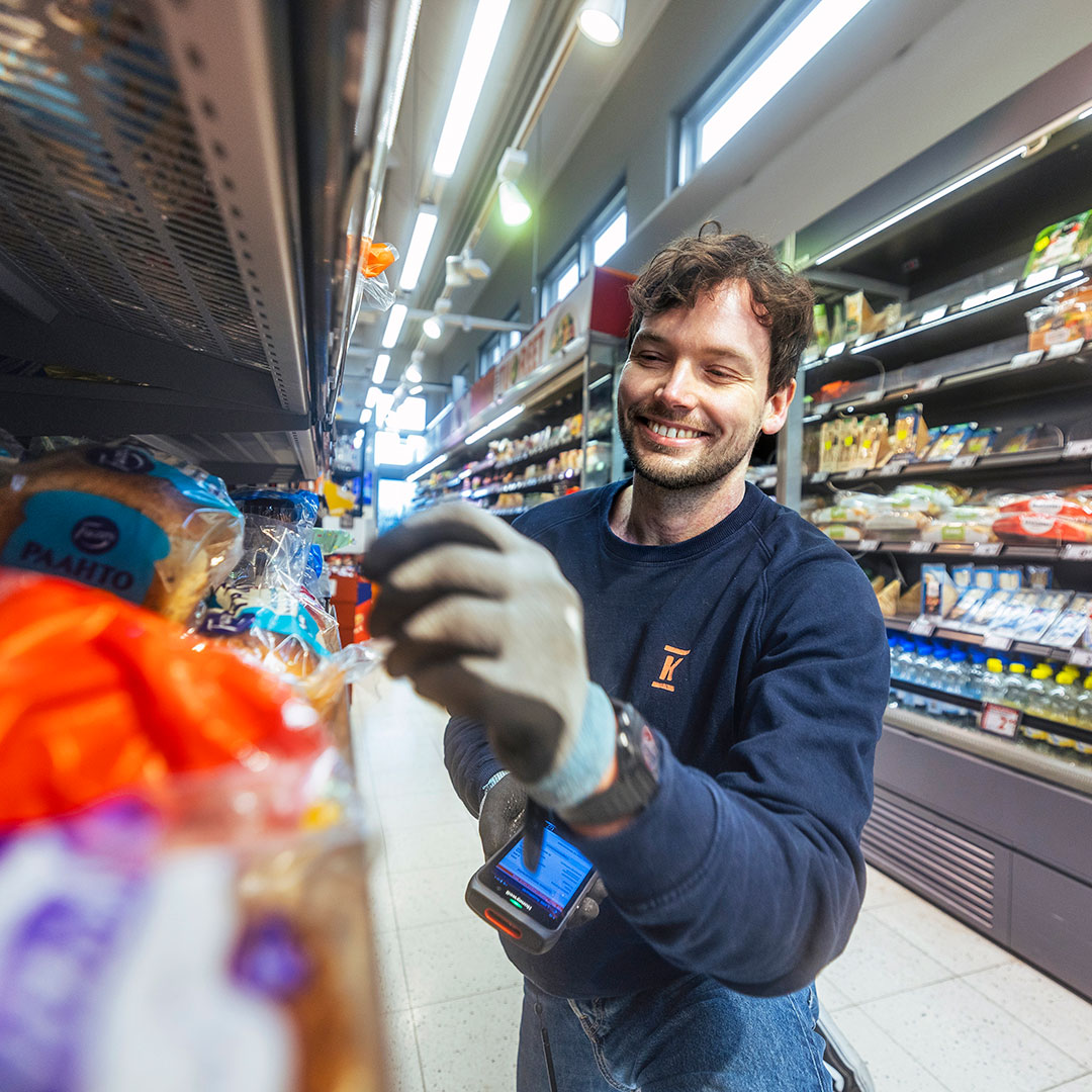 Kauppias Ville Behm: "Tunnen asiakkaani etunimeltä" - Pirkka-media