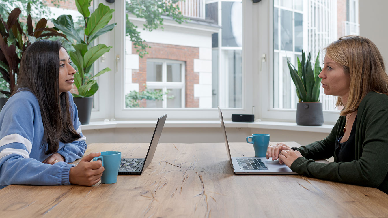 How Do Apprenticeships Work & How To Apply For An Apprenticeship | TOTUM UK