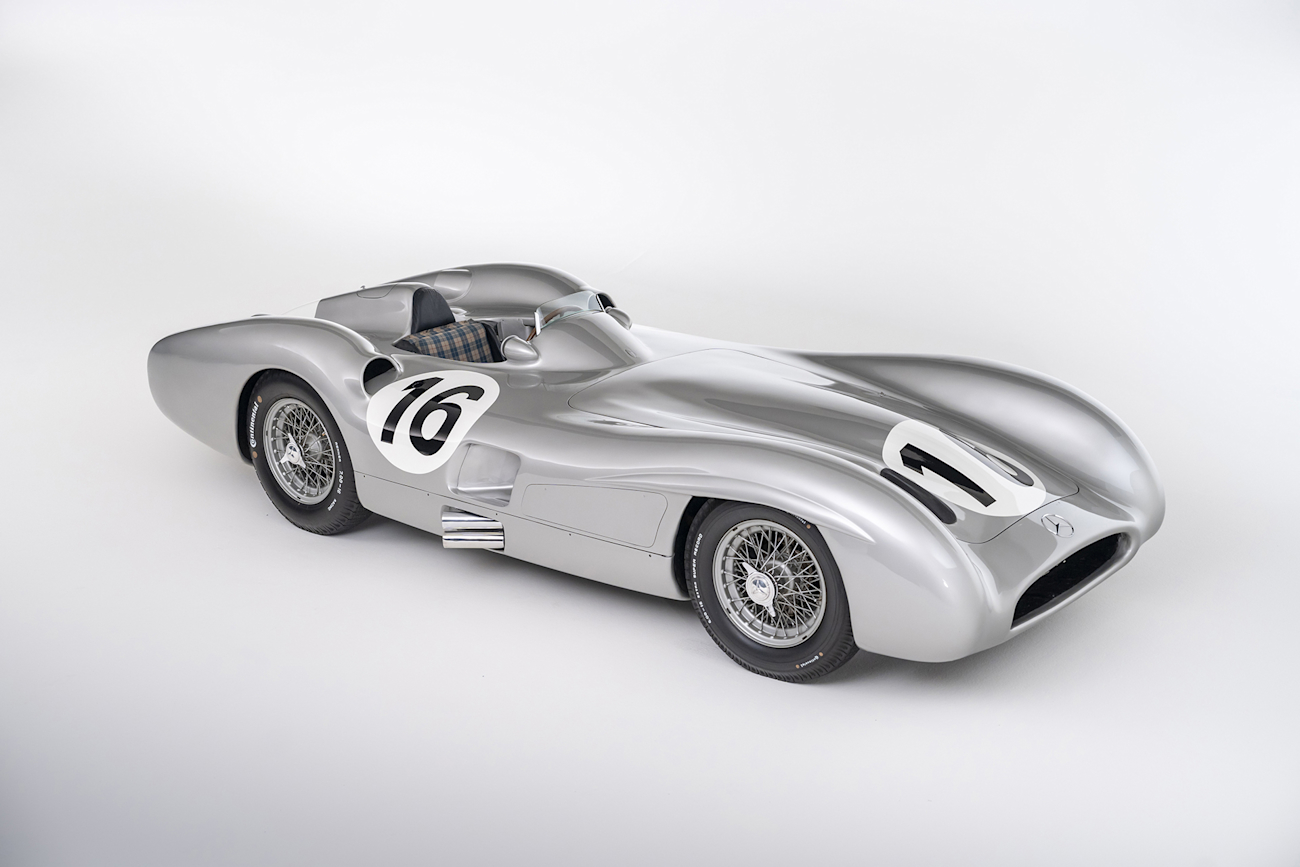 1954 Mercedes W 196 R Streamliner Sets Grand Prix Car Rec...