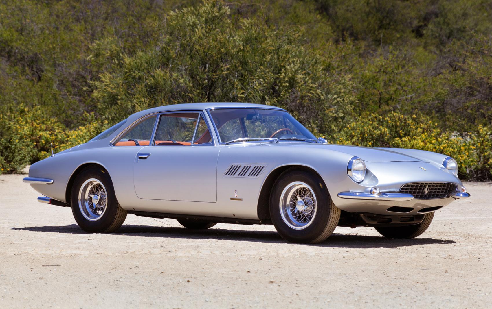 Roarington Metaland: Ferrari 500 Superfast Coupe