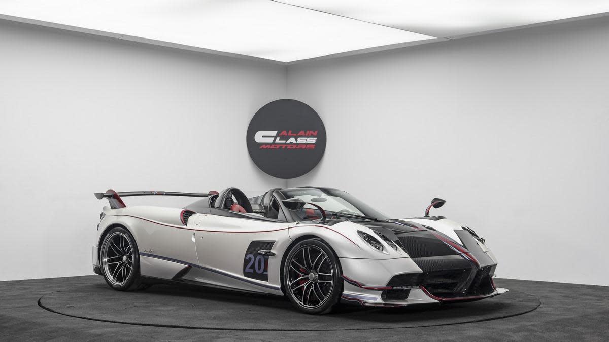 Roarington Metaland: Pagani Huayra Roadster