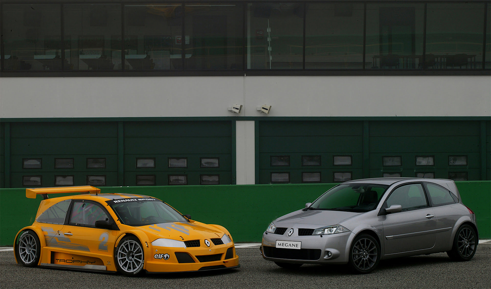 Best 2000s Hot Hatches Under €20K | Roarington