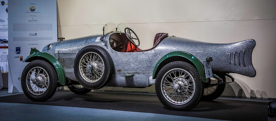 Unusual Car Collecting: The Fish-Shaped Fiat 509 A Delfin...