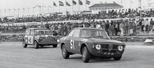 1960s Amateur Racing: The Birth of Prepared Touring | Roa...