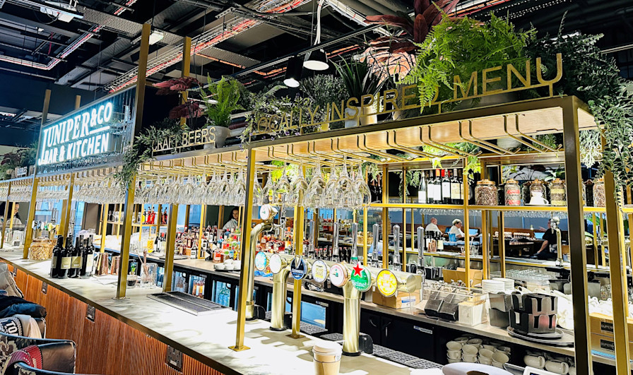 Relax and enjoy a wide range of on site restaurants and cafes | London ...