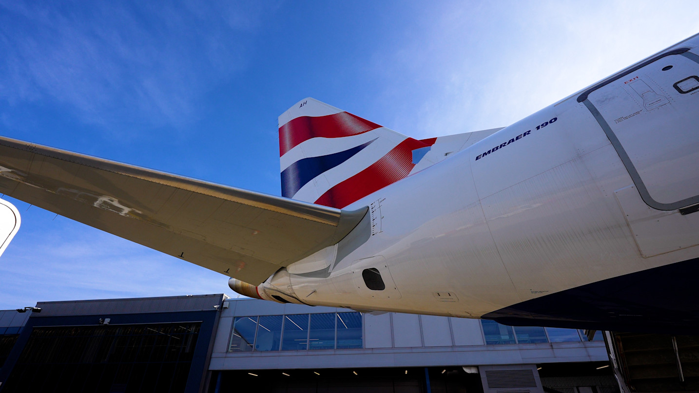 LCY Flight Info | Fly from London City | LCY | London City Airport