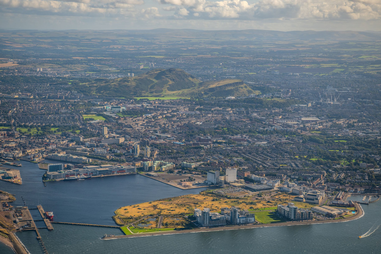 Aerial photographer Jason Hawkes travels with British Airways to gather ...
