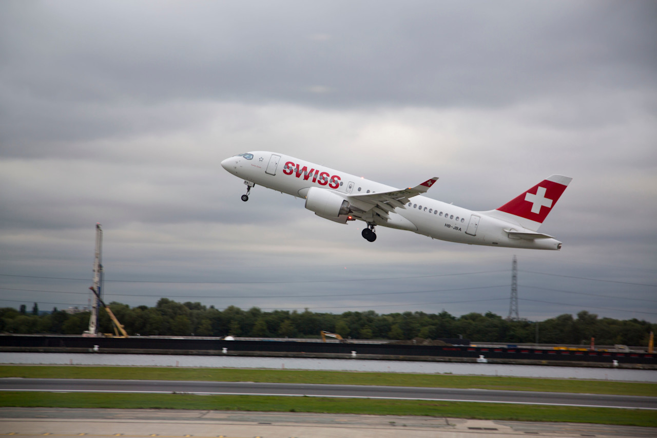 London City welcomes return of SWISS flights to Zurich | London City ...