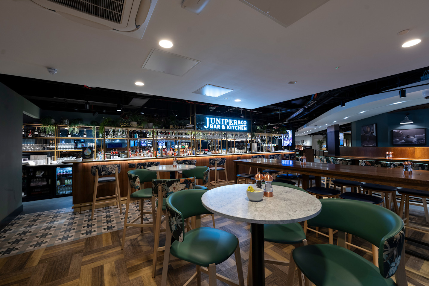 Juniper & Co | London City Airport