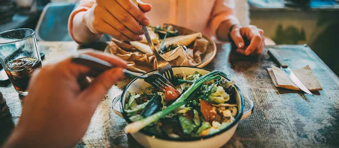 No need to stray away from your healthy meal plan when going out to eat ...