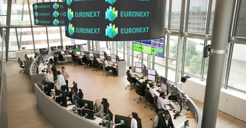 Euronext considers ETF listing consolidation on Amsterdam exchange ...