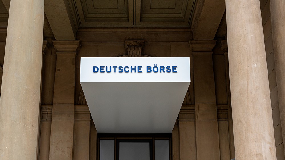 Deutsche Börse takes $200m stake in crypto platform Kraken