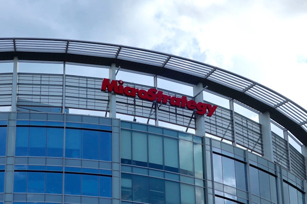 Leveraged MicroStrategy ETPs temporarily suspended last October