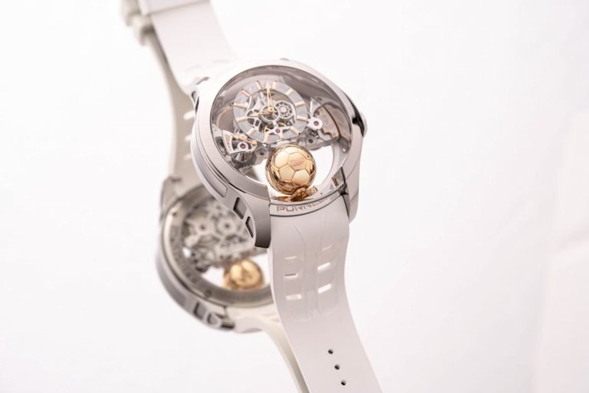 The Ultimate Football Watch
