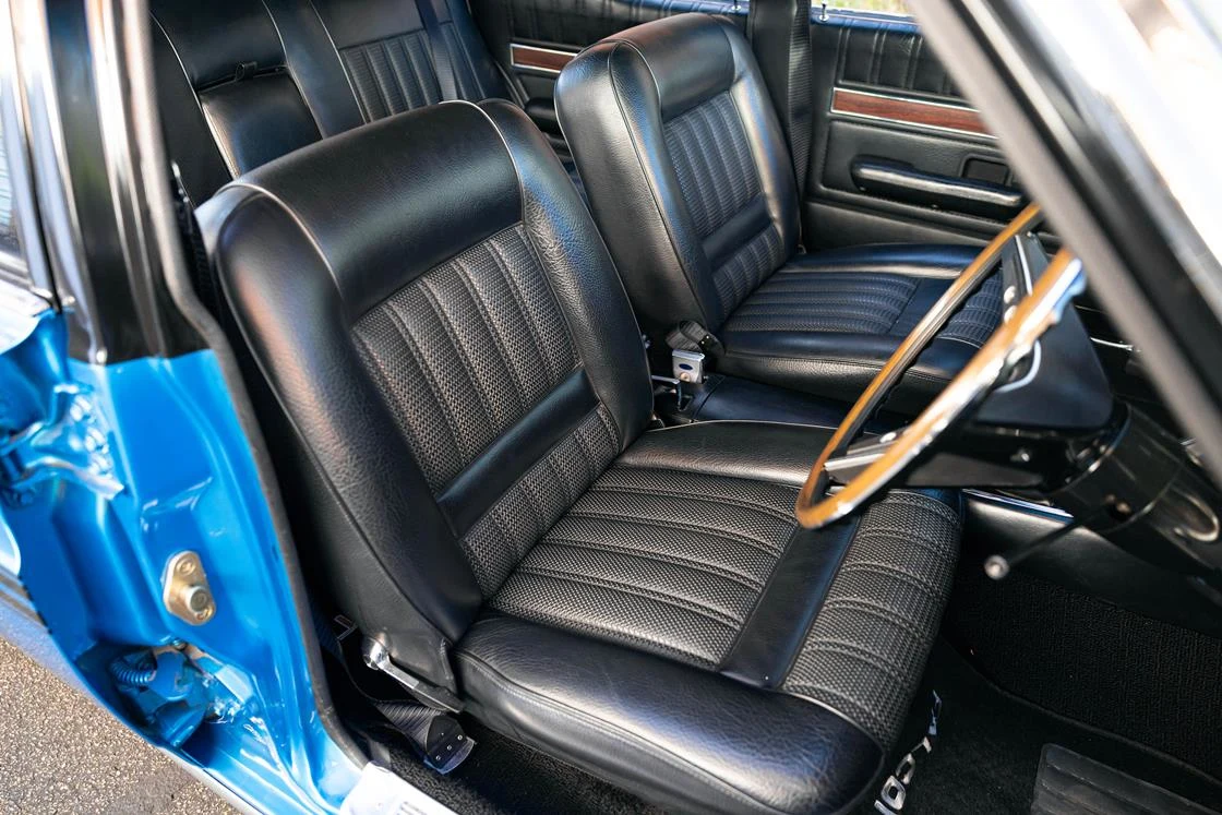 Rare Pair Of Falcons Come To Auction