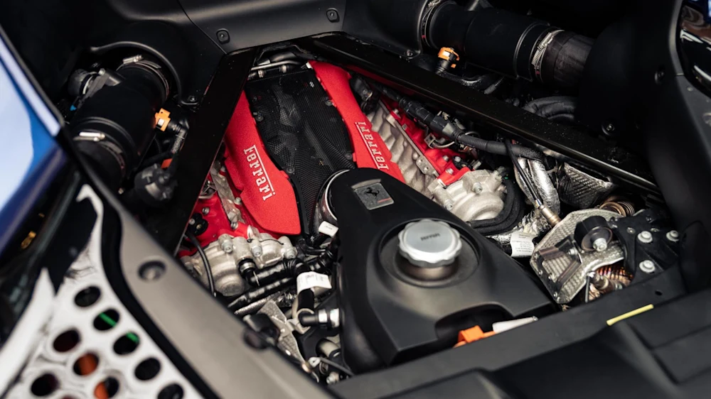 Ferrari shoot-out: 296 versus SF90