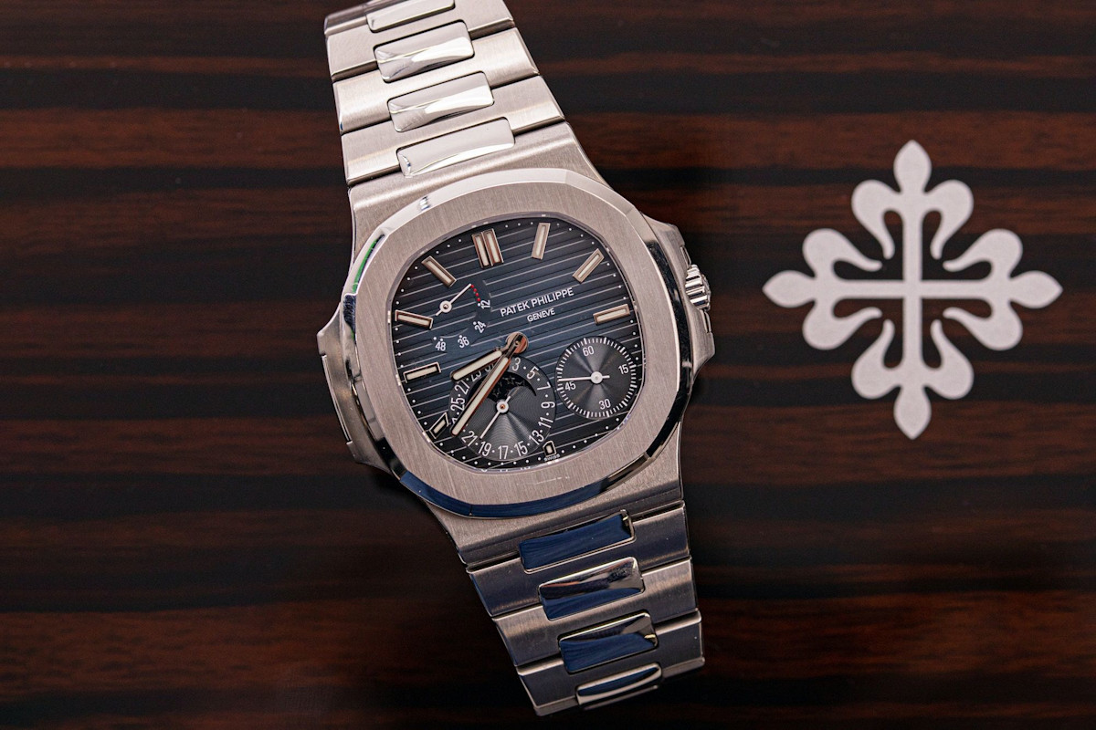 Fixed Price vs Auction – Stick or Twist?