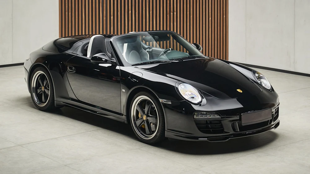 Bespoke Porsche marks 30th 911 Speedster sold on Collecting Cars