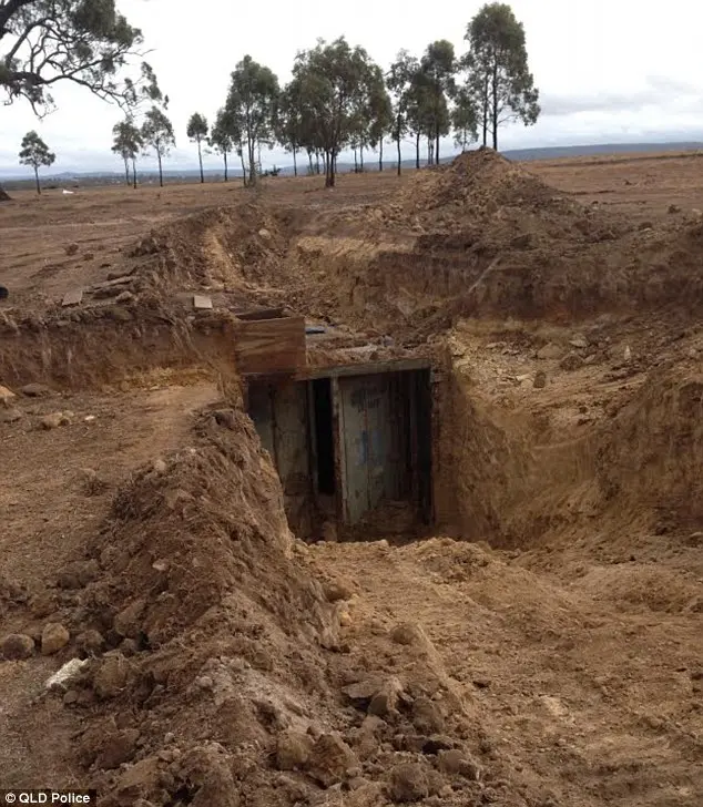 Dead Horse Lane – Ghost Gate Road Podcast | Whooshkaa Studios