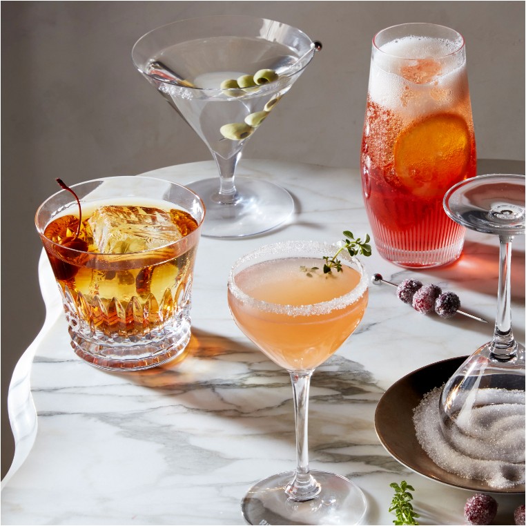 Holiday Hosting Inspiration - Bloomingdale's Holiday 2023