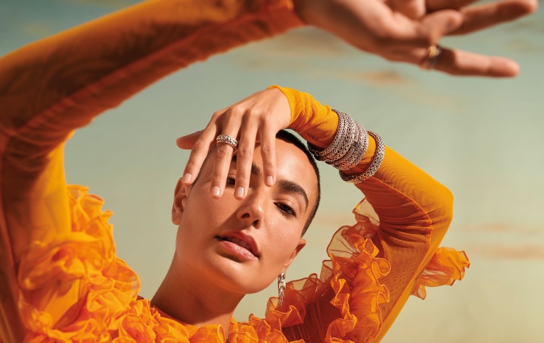 DISCOVER JOHN HARDY'S SPRING COLLECTION | Bloomingdale's