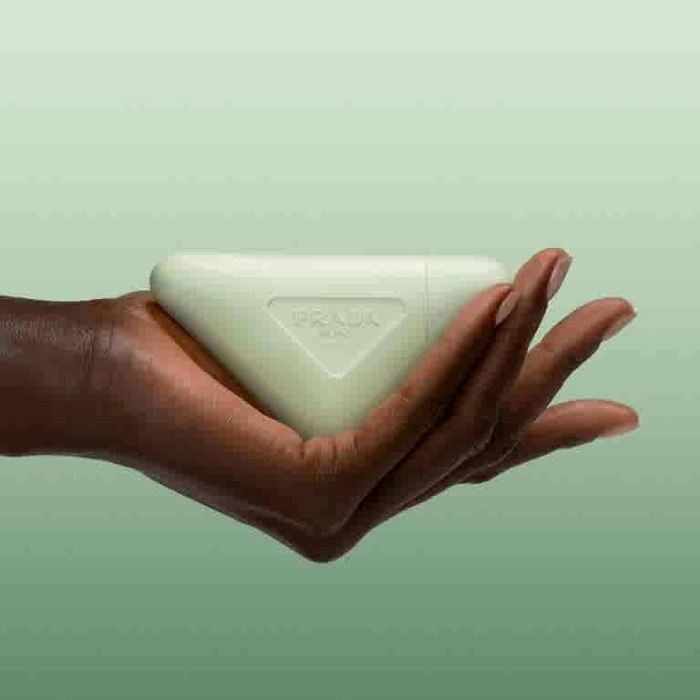 Beauty Editorial | Bloomingdale's