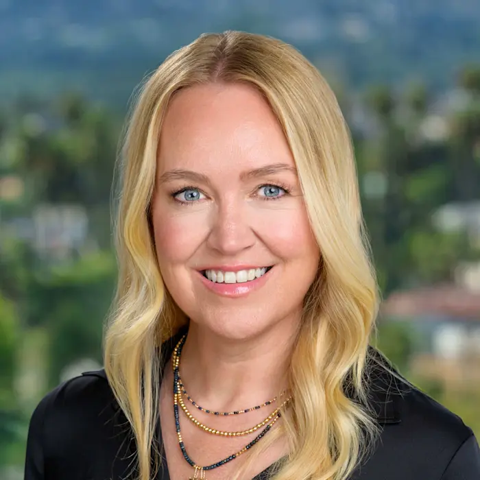 Lynette Howell Taylor